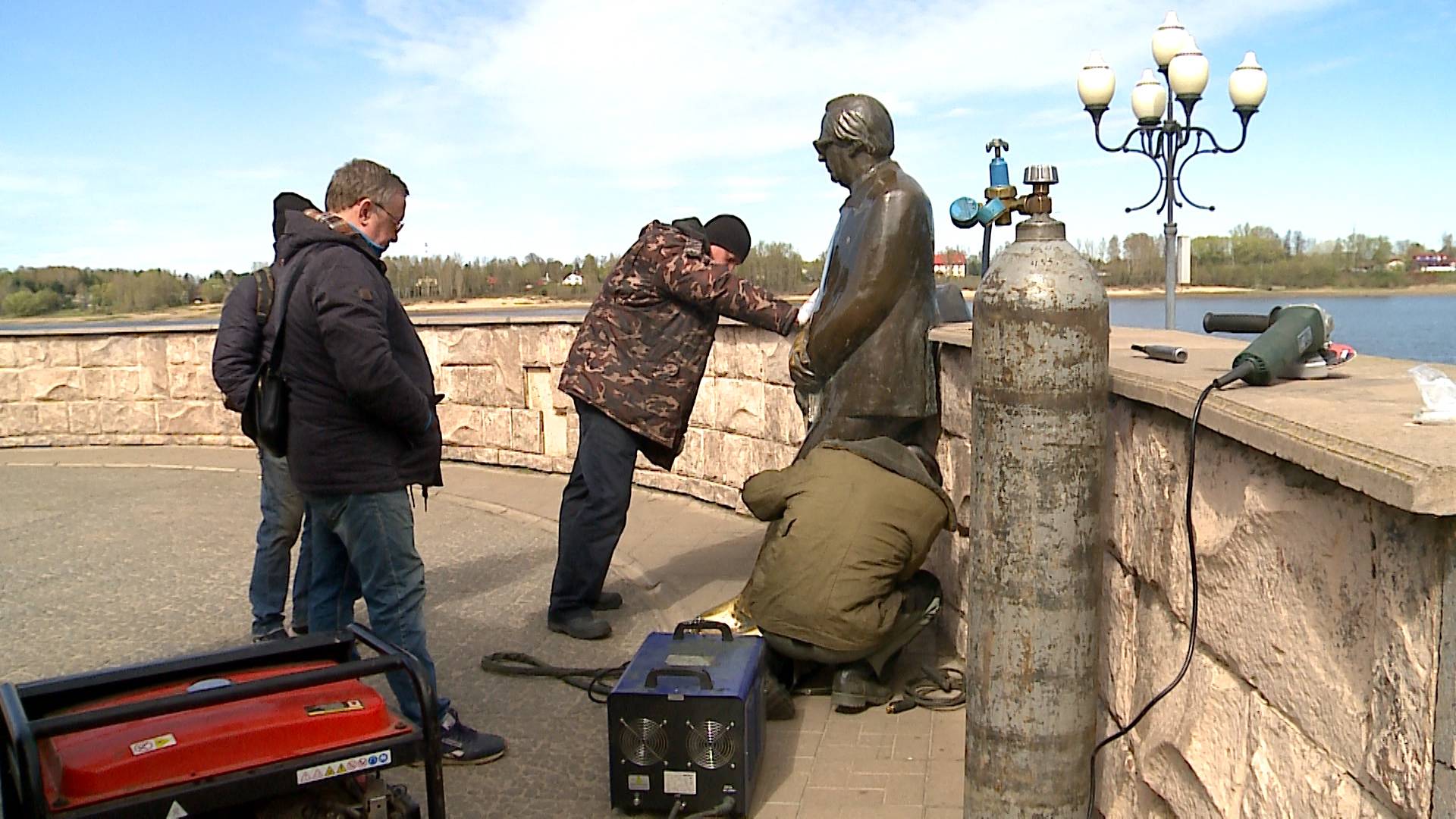 (Рыбинск-40) РЕМОНТ ПАМЯТНИКА: ПОПЫТКА №1