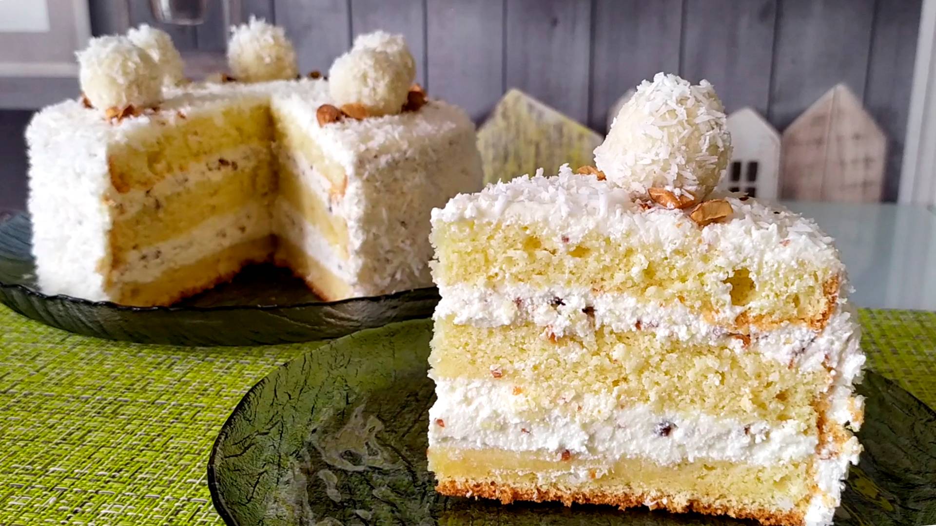 Невероятно нежный торт РАФАЭЛЛО | Сочный бисквит и сливочно-кокосовый крем на белом шоколаде