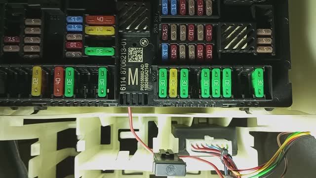 Как я подключил розетку фаркопа на BMW X5 G05 — видеоинструкция