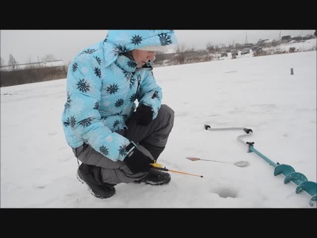 моё хобби-подледная рыбалочка- озеро п.Суксун 2014г