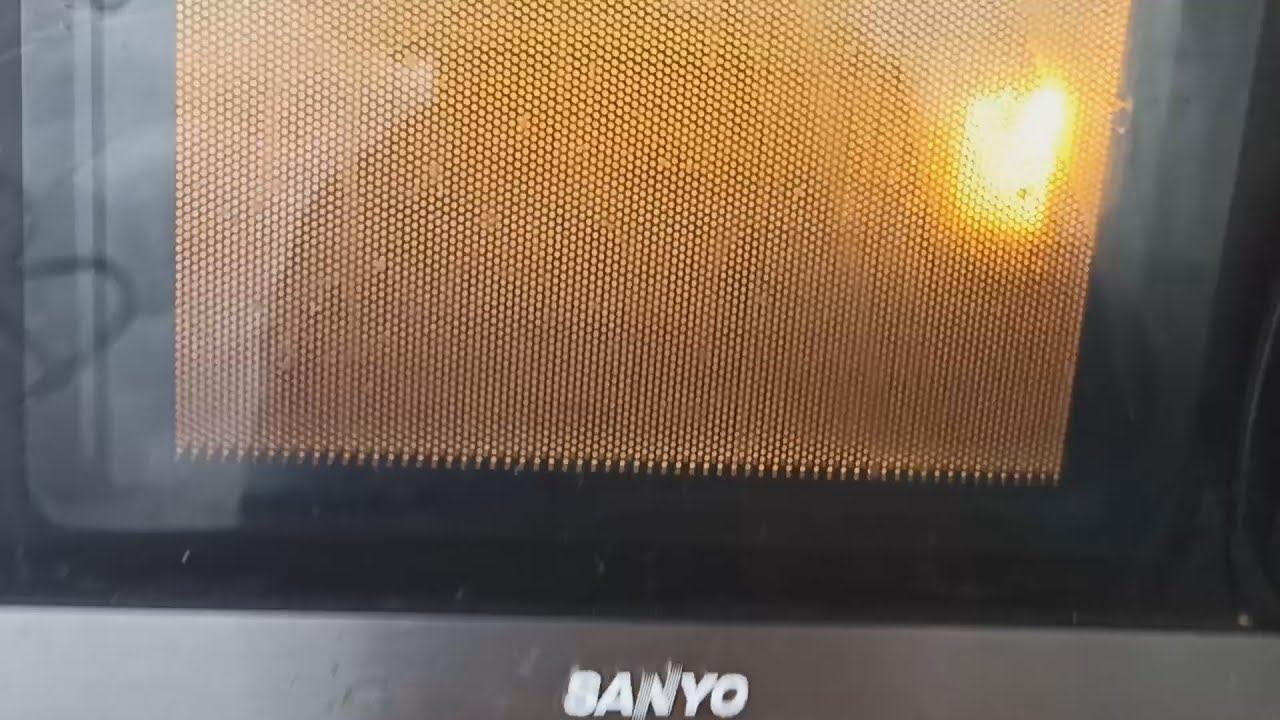 Искрит МИКРОВОЛНОВКА - простой ремонт.