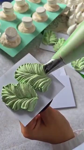 Зефирные цветы как сделать листики для цветов из зефира насадкой своими руками дома