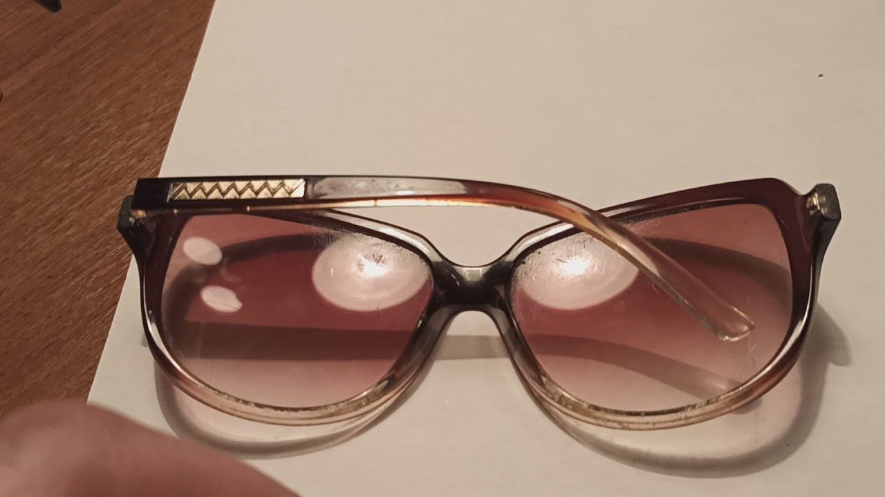 Как отремонтировать ОЧКИ самостоятельно. Замена шарнира.