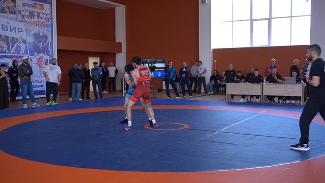 Чемпионат ЮФО! Вес 55 кг. 1/2 финала Айрапетян Тигран (Краснодарский край)-Дарбинян Марат (Крым)