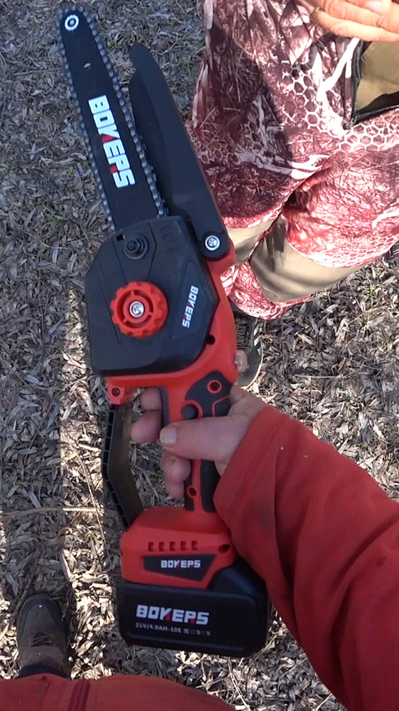 Бесщёточная  аккумуляторная цепная пила BOKERS 8+6 дюймов