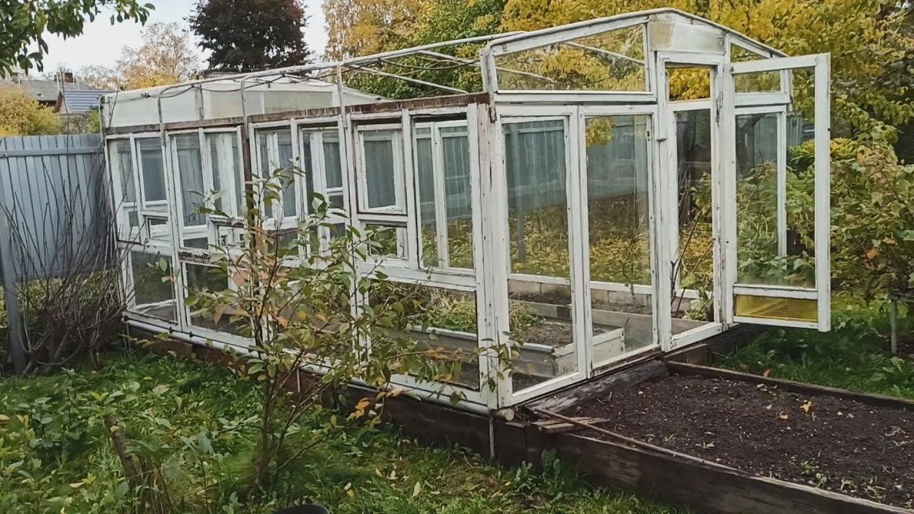 Как построить теплицу из б/у деревянных оконных рам.