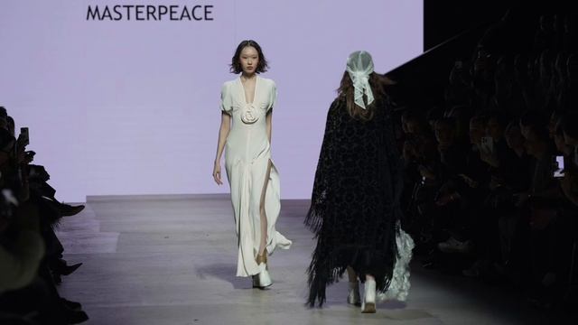 Московская неделя моды - показ Masterpeace