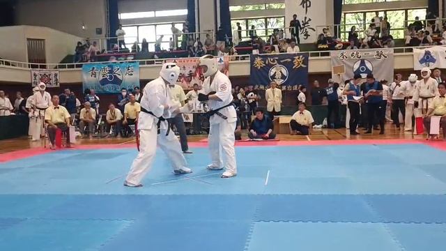 Федоров Алексей. Ветераны. 1 бой. «Открытый чемпионат Японии по Кёкусин-кан 2025 г.»