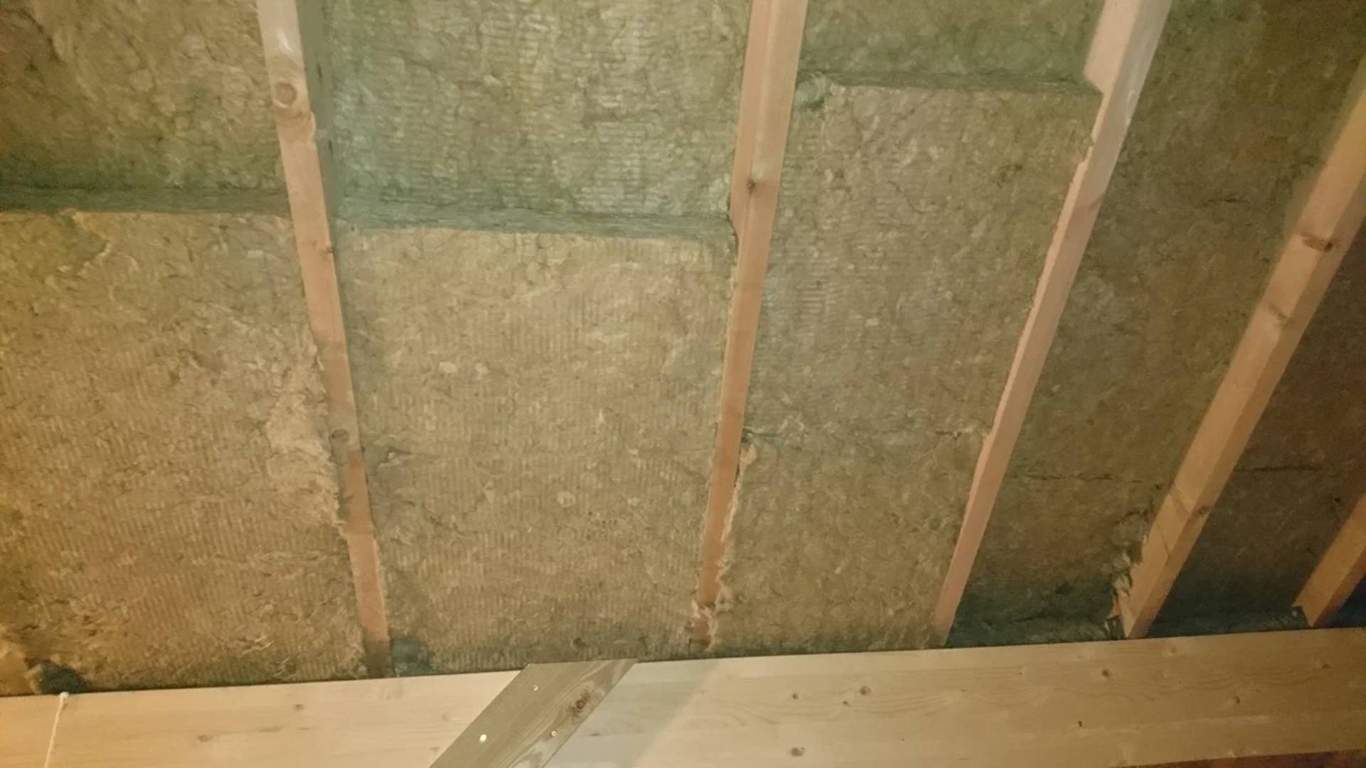 Перекрёстное утепление кровли