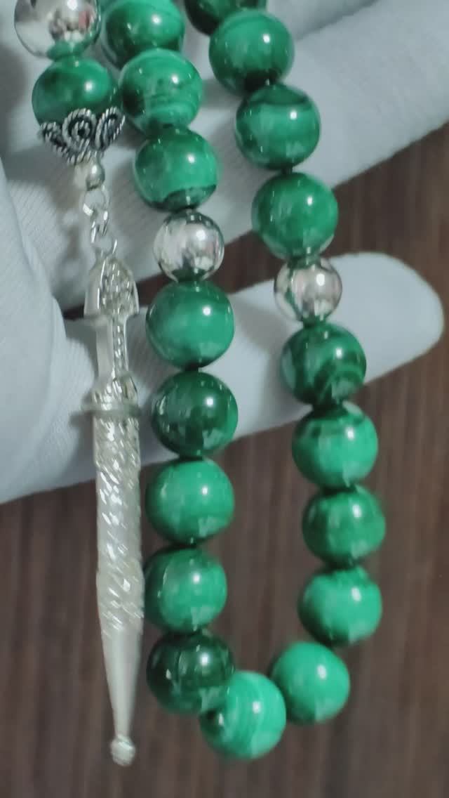 Четки из малахита Кинжал