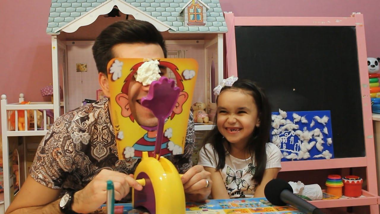 ИлГэрэй и Аделя (челендж Пирог в лицо)