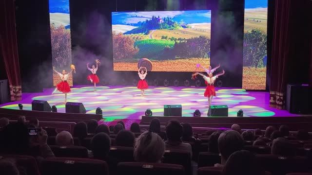 Отчётный концерт хореографических коллективов  детской школы искусств №2
 «РАДУГА ТАНЦА»