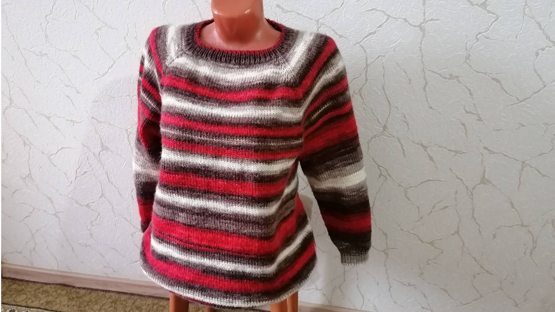 Джемпер готов, небольшие покупки.