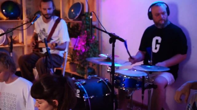 Музыка волн (КИНО, Виктор Цой) / Космоскай, New Wave cover / Легенды русского рока на глюкофоне