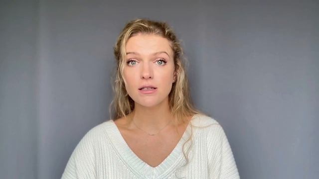 «Чудачка» Э. Асадов, читает Екатерина Суренская