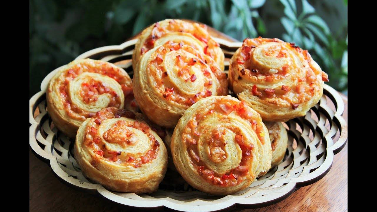 СЛОЁНЫЕ РУЛЕТИКИ-"УЛИТКИ" с ветчиной и сыром!