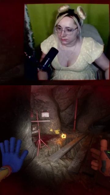 Стример не очень хорош в игре =))  (Poppy Playtime Chapter 4)