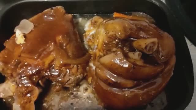 Ооочень вкусно!!! Рулька по-чешски в кисло-сладком соусе