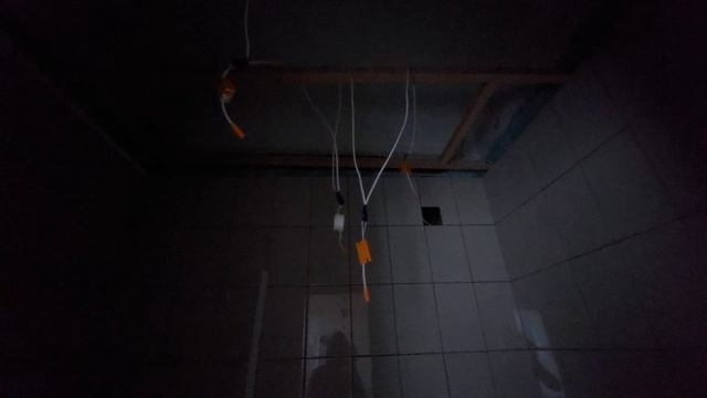 Разбираем потолок 🏠👷♂️