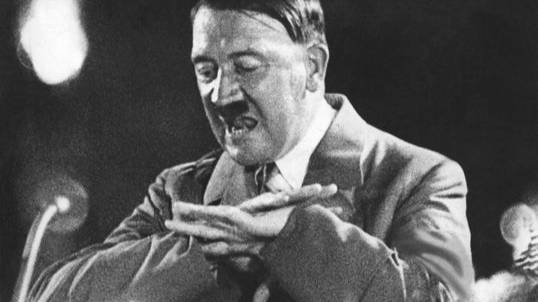 Эксперт Матвеев рассказал, каким был последний приказ Гитлера