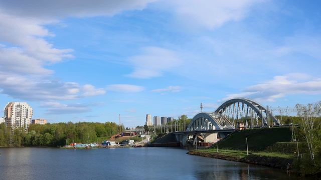Leonid Gnip Canon EOS R8 Time-Lapse.