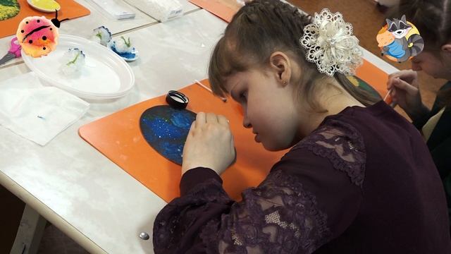 Аня М., 2010 год. Ждет маму