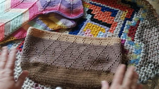 30-04-2025. Аксессуар для платья "Жар - птица". Вяжу сумочку🛍️👜👝👛