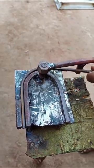 Приспособление - как сделать хомут?