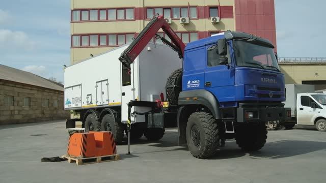 Обзор передвижной автомастерской ПАРМ (маслораздатчик) на шасси Урал от завода "Борус"