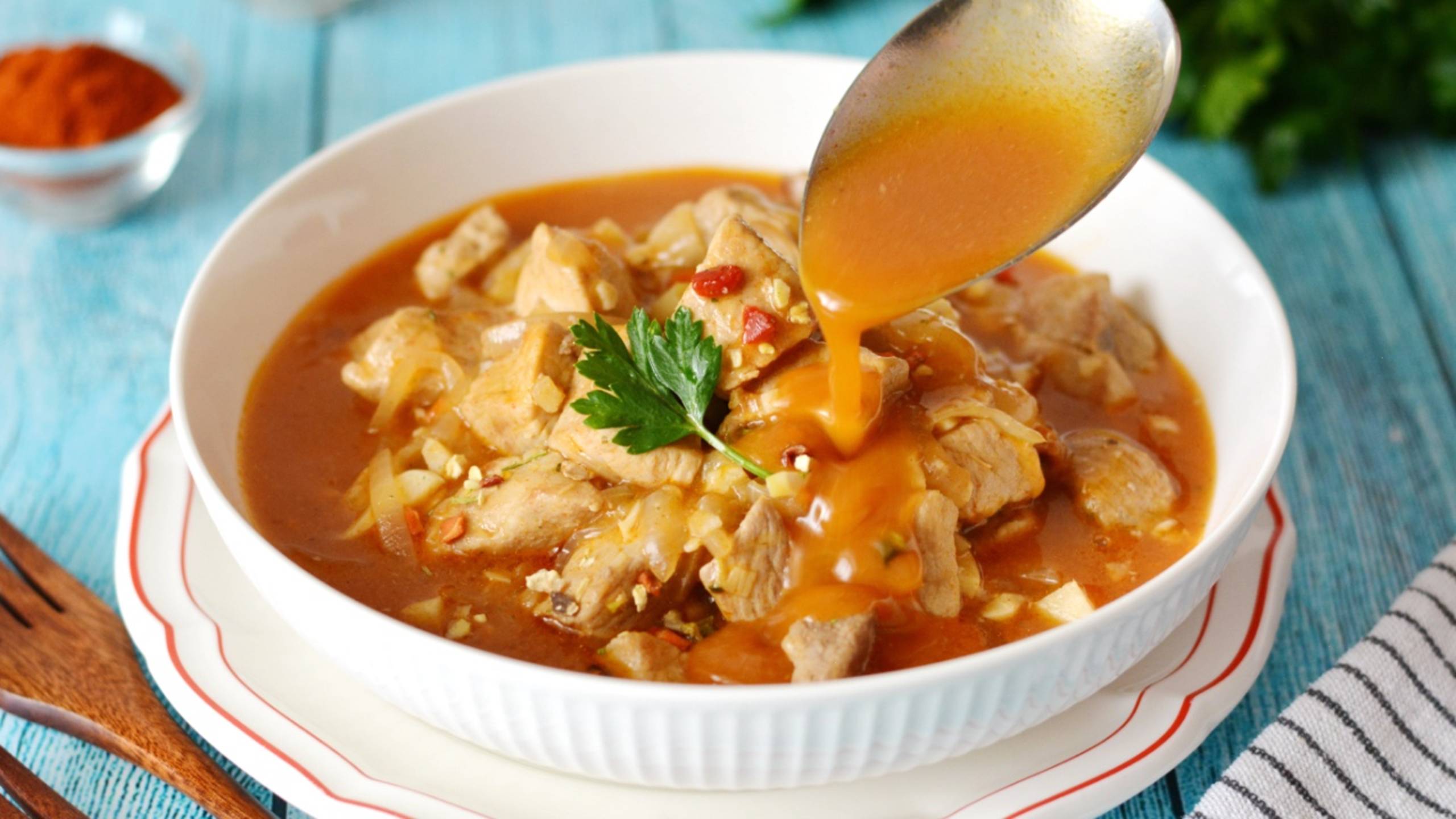 Сочная свинина в густом соусе на сливочном масле 🧈 Как приготовить за 50 минут? Шаг за шагом!