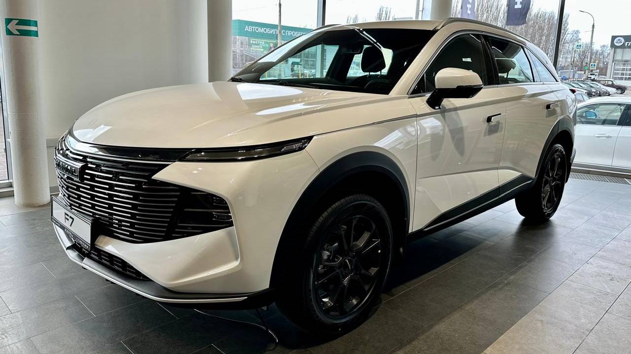 HAVAL F7 Elite белый салон черный