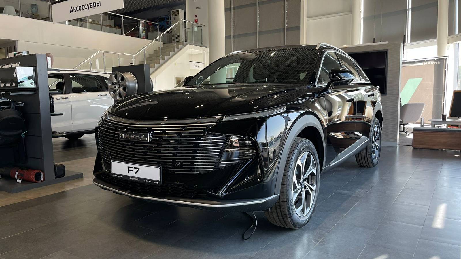 HAVAL F7 Tech Plus черный салон черный 4WD