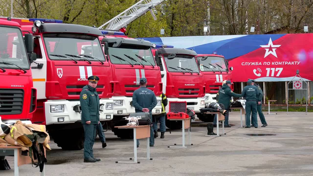 Сергей Ситников поздравил костромских пожарных с профессиональным праздником