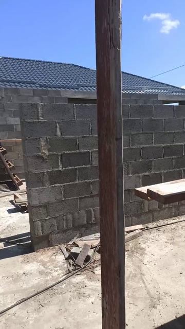 Стройка дома идет полным ходом без остановки. Строим дом своими руками.