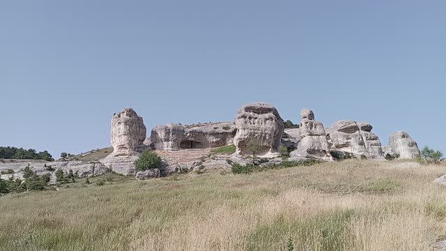 Что посмотреть  в Крыму – 🗿 Бахчисарайские сфинксы