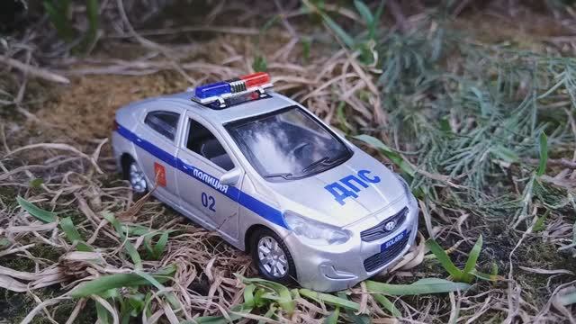 Обзор модели Hyundai Solaris первого поколения.