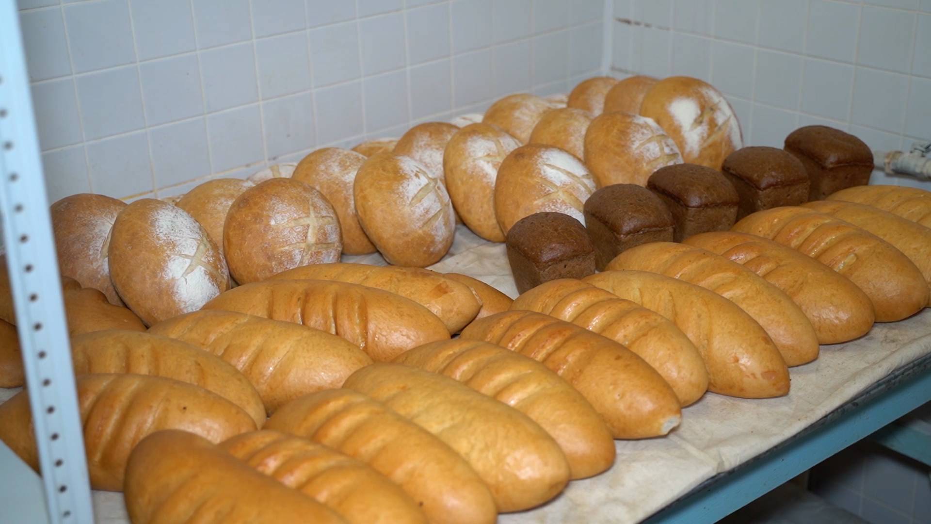 В Ил Тумэне обсудили текущую ситуацию в сфере снабжения хлебом отдалённых населённых пунктов