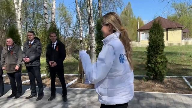 Калужские энергетики осветили частицей Вечного огня мемориал в Перемышльском районе