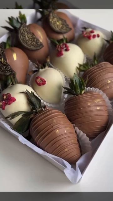 Клубника в шоколаде (набор 12 штук). Идеально подойдет для любого мероприятия!