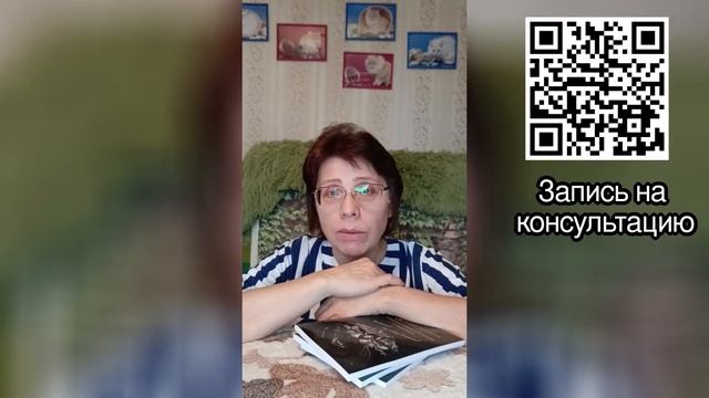 Кошка ходит мимо лотка или гадит по дому