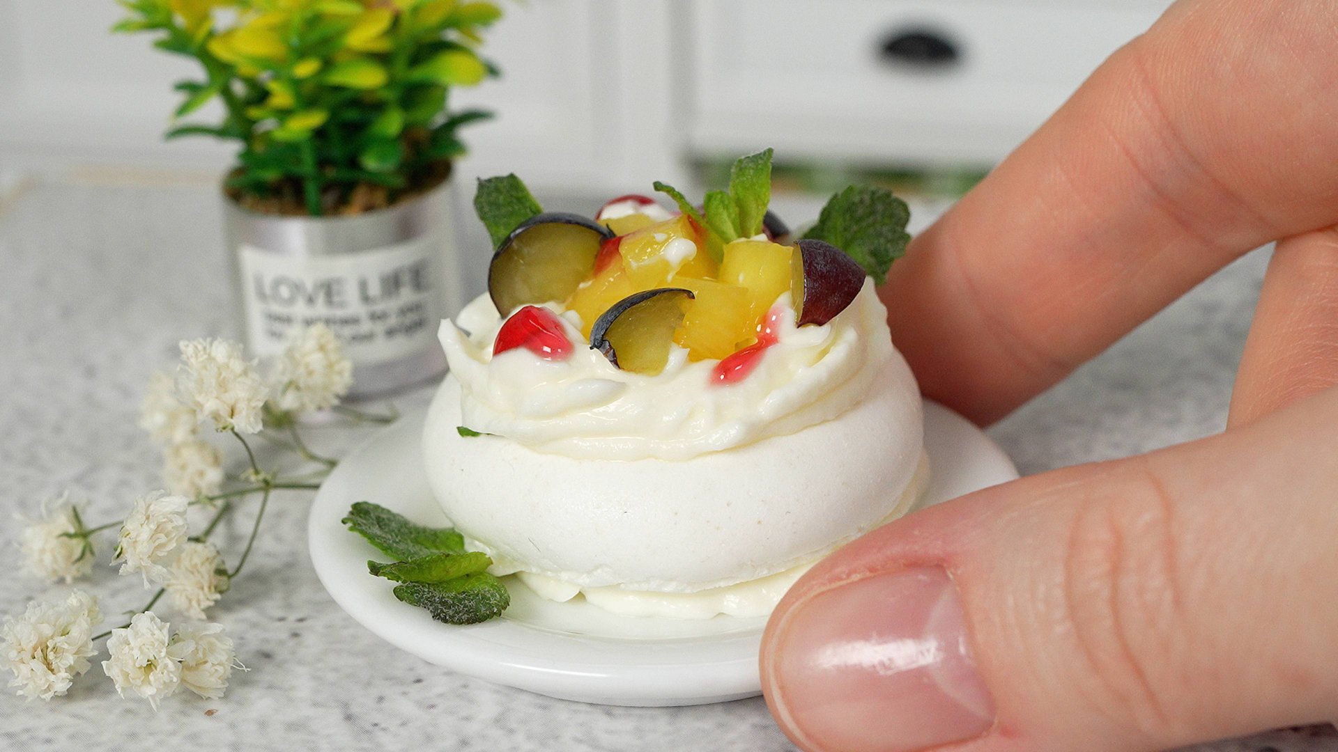 Мини Торт Павлова 😋 Настоящий Меренговый Мини Торт! 🎂 Мини Кухня