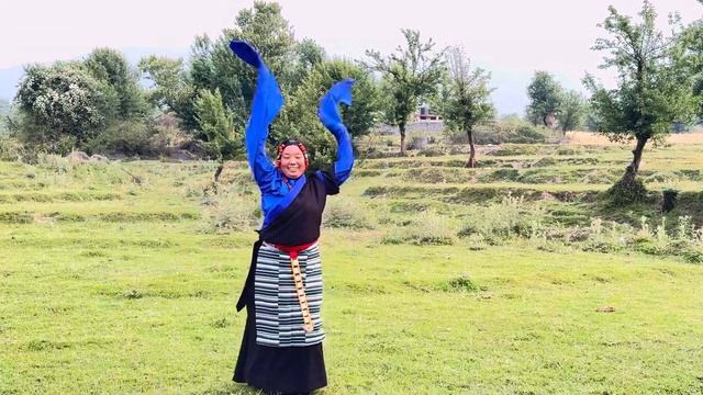 ལྷག་དཀར་བཟང་། སྒོར་གཞས་གསར་པ། New  Tibetan Gorshey #2025