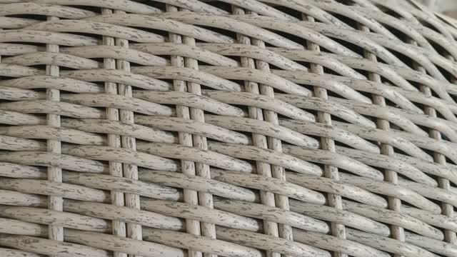 Как закончить кашпо из ротанга легко и просто и установить "фальшь стойки" #кашпо #ротанг #плетение