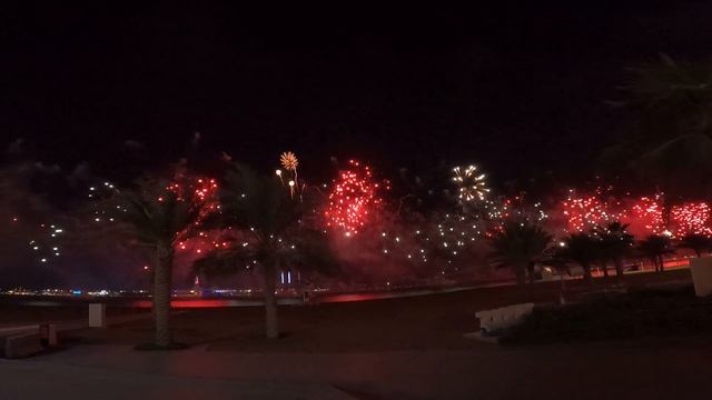 Новогодний фейерверк в Абу-Даби