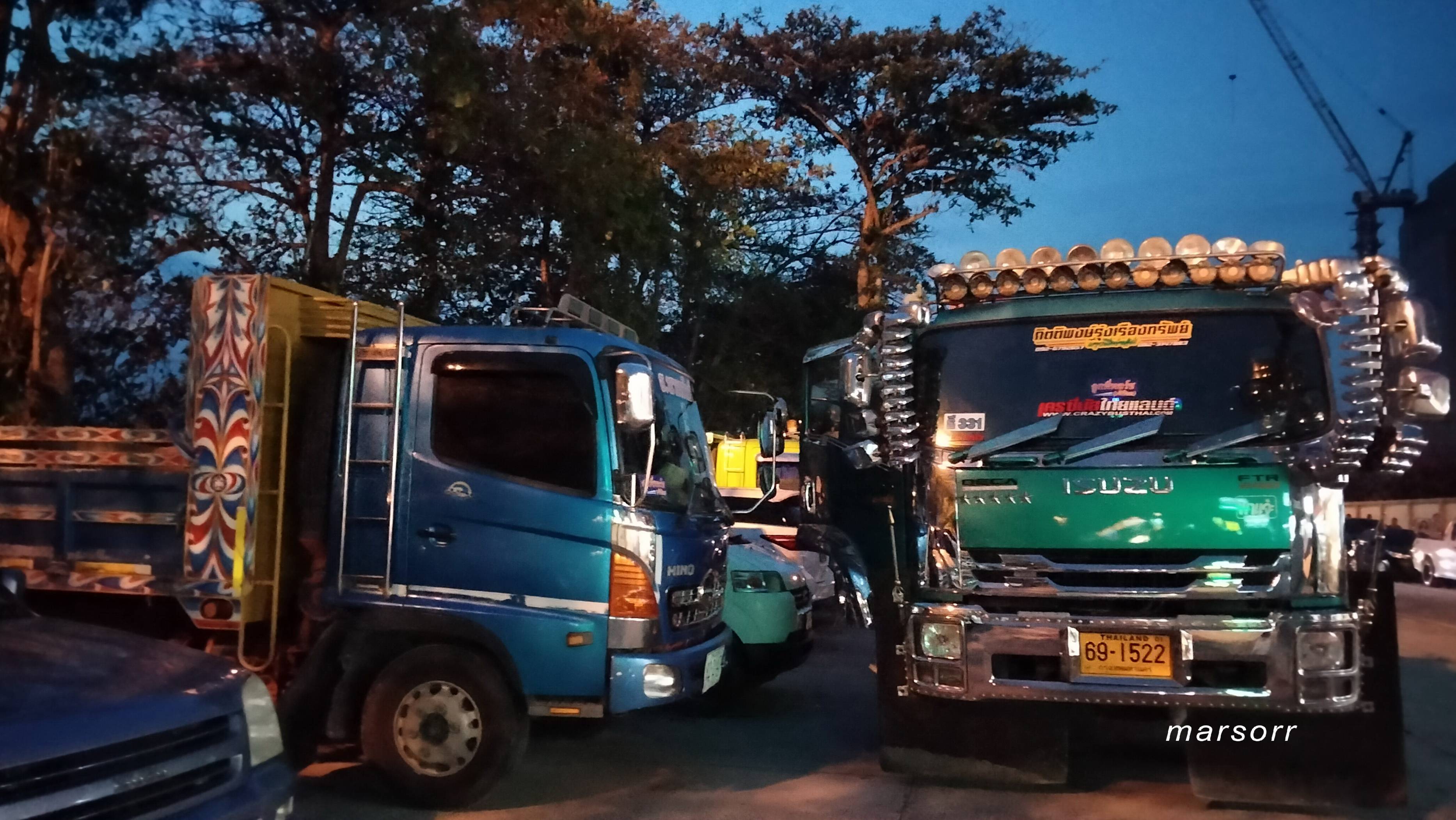 просто вечер, дорога, машинки . джомтьен jomtien จอมเทียน