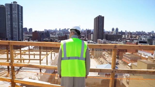 "«Смайл»: Как мы превратили изогнутое здание в самый безумный офис аренды в Нью-Йорке"