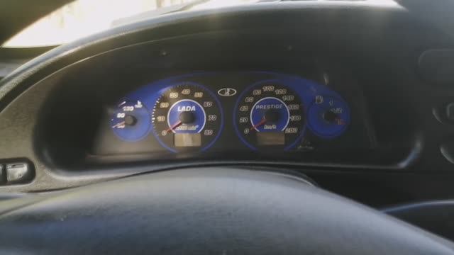 Где находится диагностический разъём OBD 2 в Ниве Шевроле 2004г