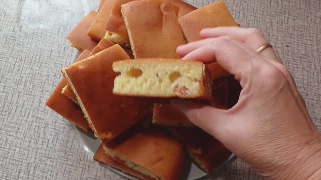 Пирог который всегда выручает Проще только если чай с хлебом попить