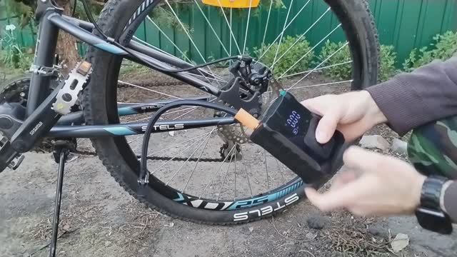 Обзор и тест беспроводного компрессора XPump: накачивает колесо 26 дюймов за 2 минуты!!!