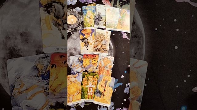 Что он к Вам чувствует? Что с соперницей? Какие у них отношения? Расклад на любовный треугольник 🔺